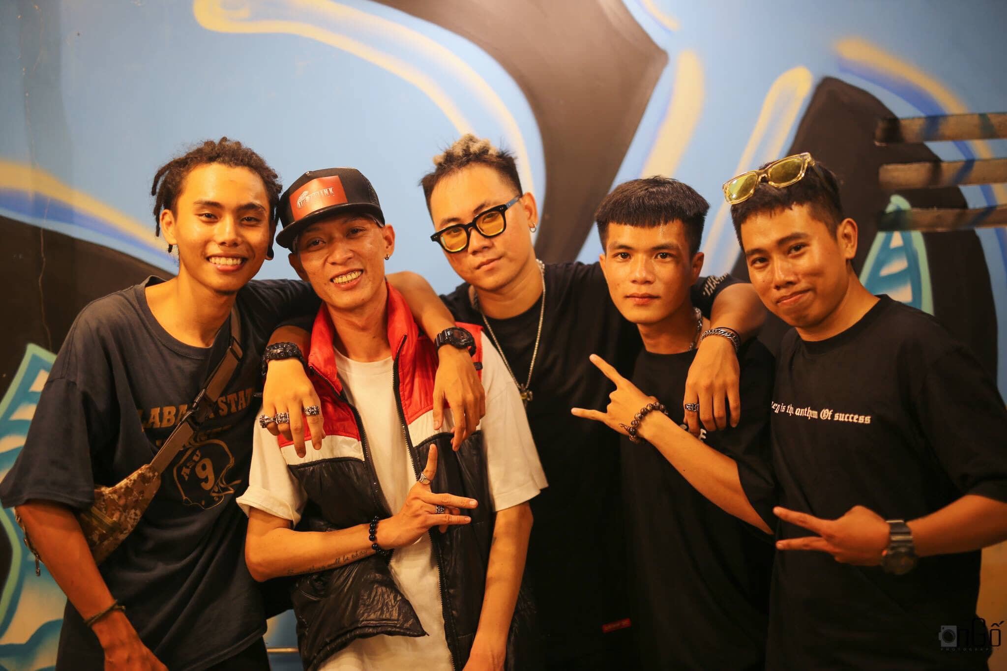 Chuyện nghề đằng sau ánh hào quang của DJ Bee Michael - tapchidoanhnhan24h